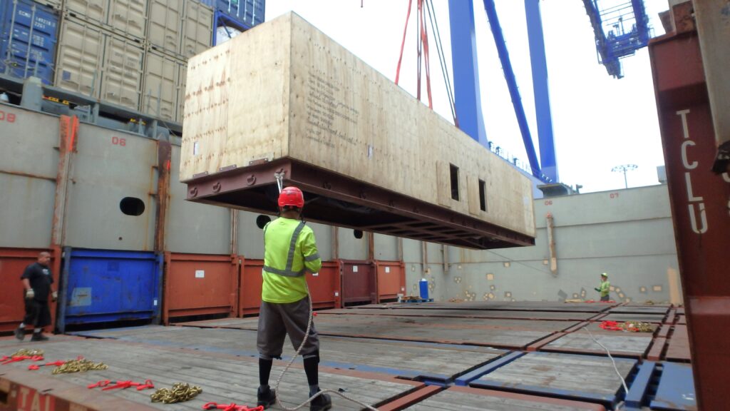 Break Bulk / Heavy Lift - Maritime Cargo Services Inc.